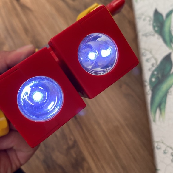 Lego | Toys | Lego Dynamo Torch 75 Large Minifigure Led Flashlight Feet ...